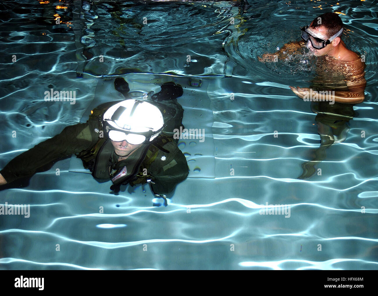 Shallow water egress trainer Banque de photographies et d’images à ...