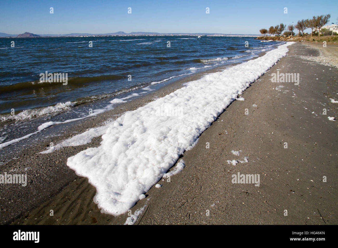 Pollution de la mer Banque de photographies et d’images à haute ...