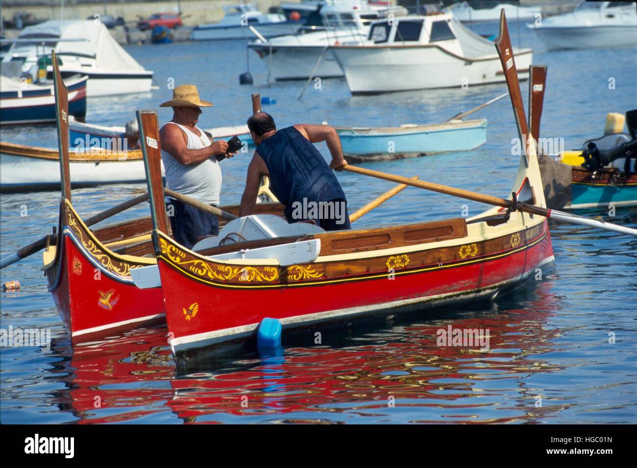 L'île de Malte, bateau typique ' dghajsa ', dit aussi ' ' dans la ...