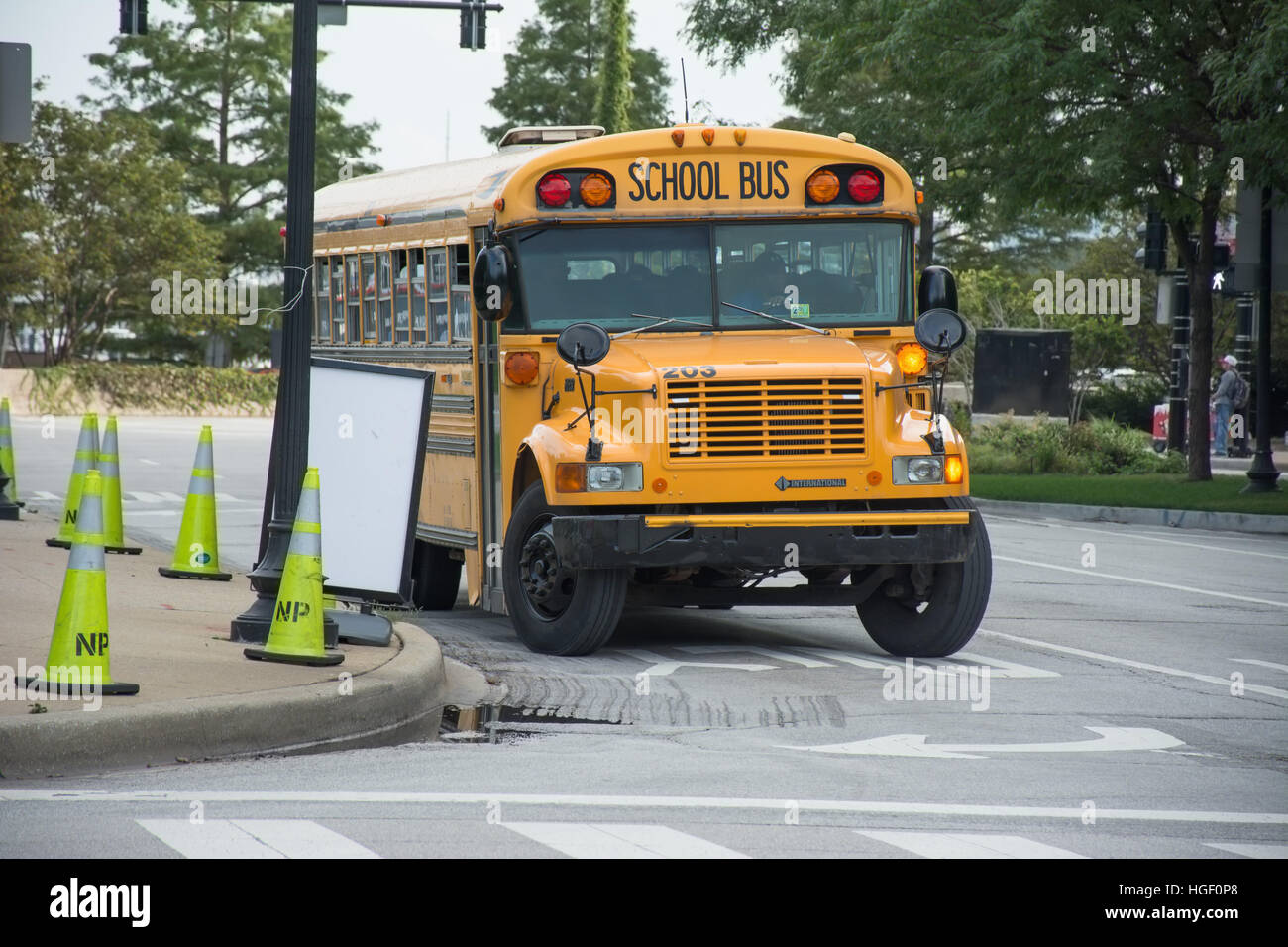 Bus scolaire jaune Banque de photographies et d’images à haute ...