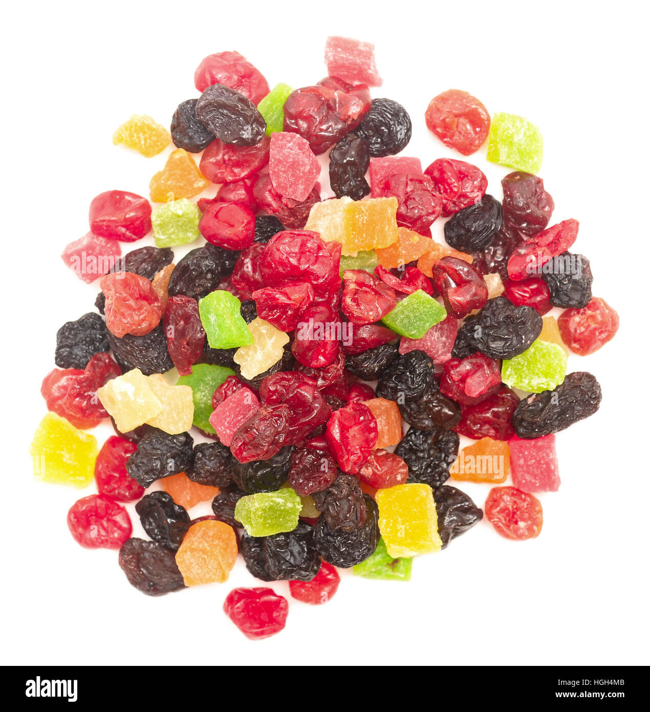 Fruits secs et confits de fruits rouges isolé sur fond blanc Photo ...