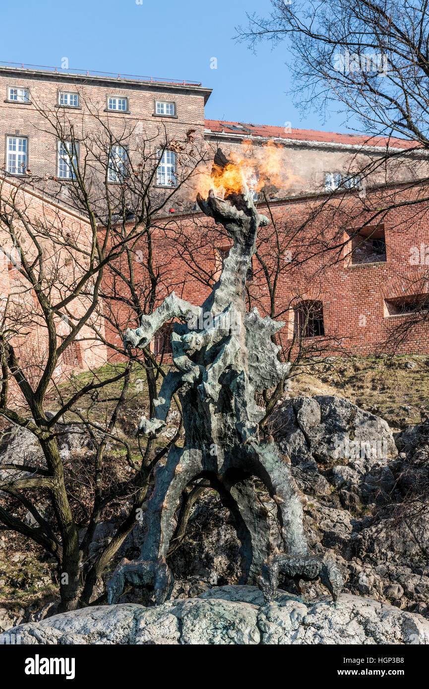 Wawel dragon krakow Banque de photographies et d’images à haute ...