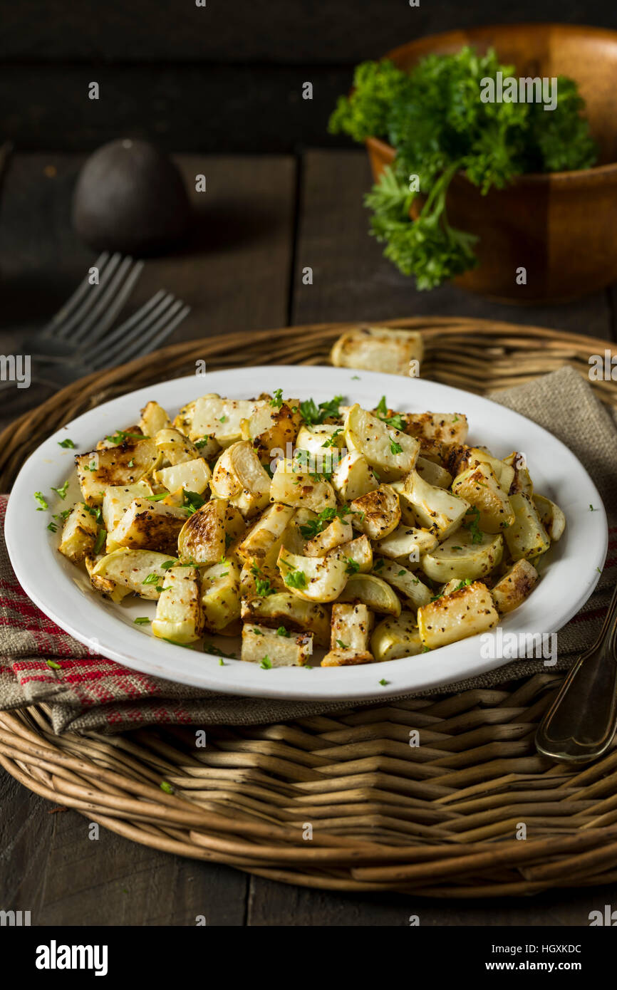 Chou rave cuit au four Banque de photographies et d’images à haute ...