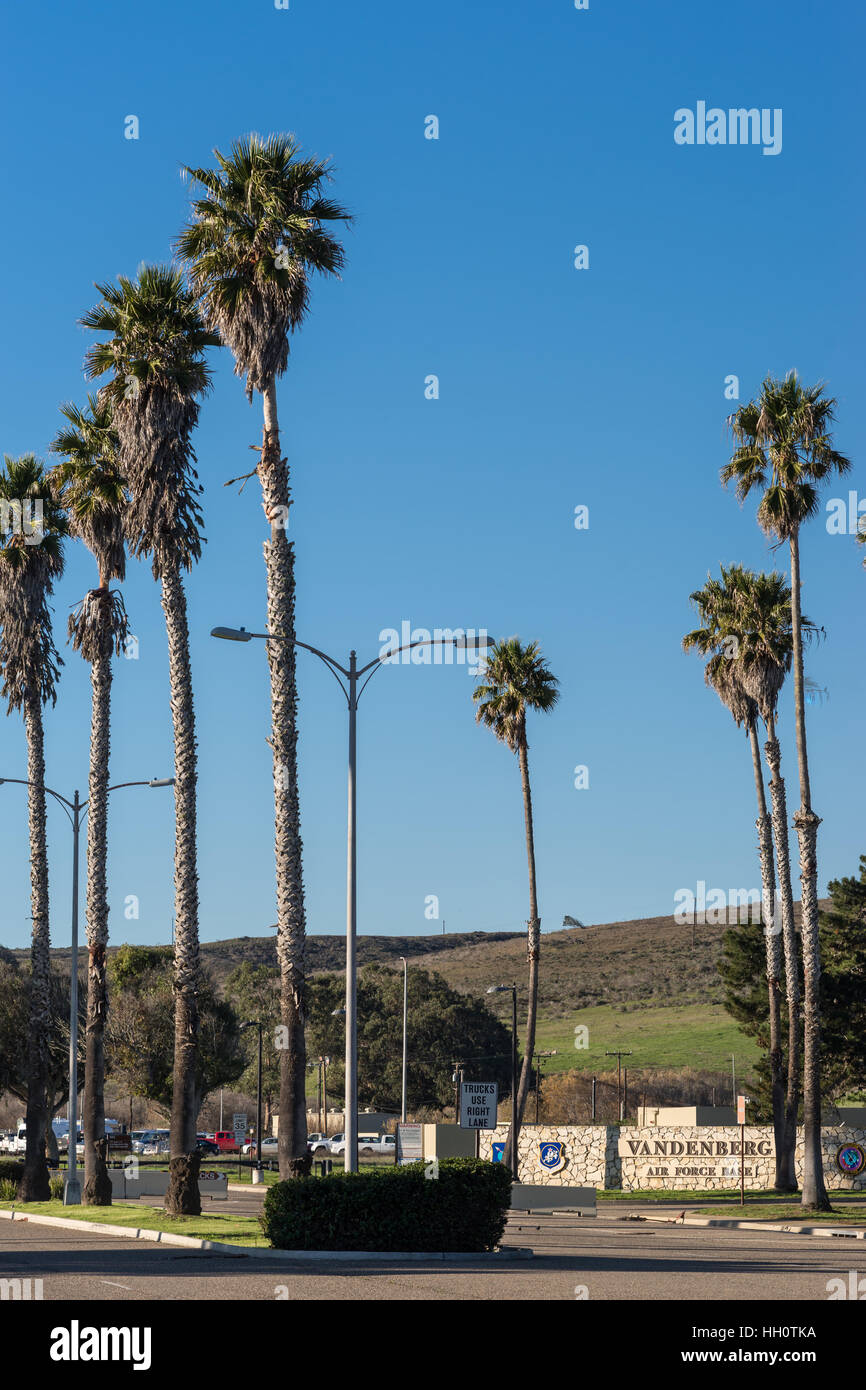 Vandenberg air force base Banque de photographies et d’images à haute ...
