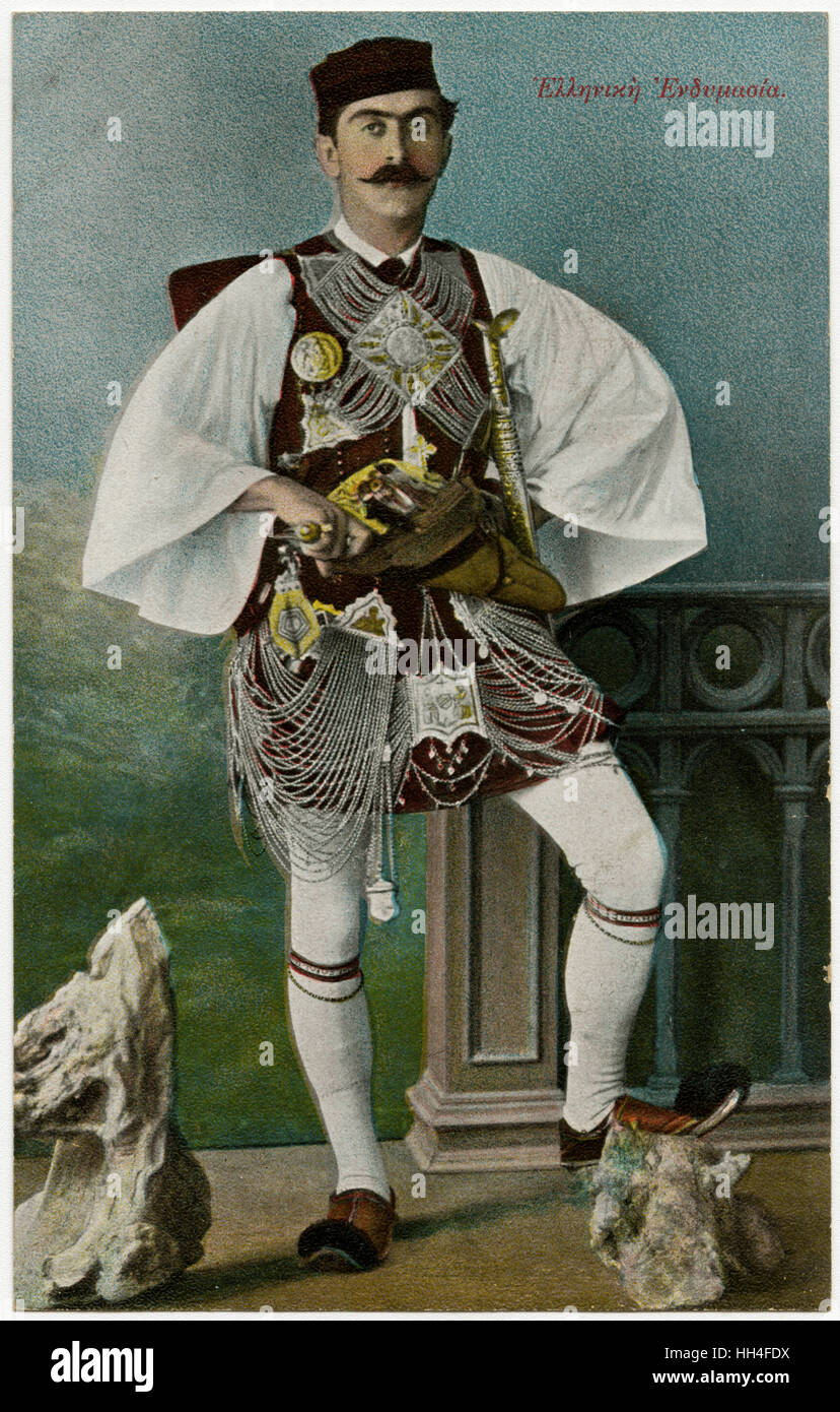 Homme grec dans un costume riche et exubérent de la région Photo Stock ...