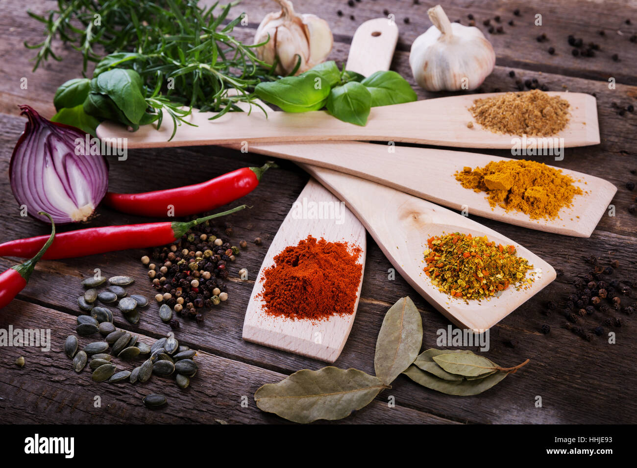 épices et herbes Banque de photographies et d’images à haute résolution ...