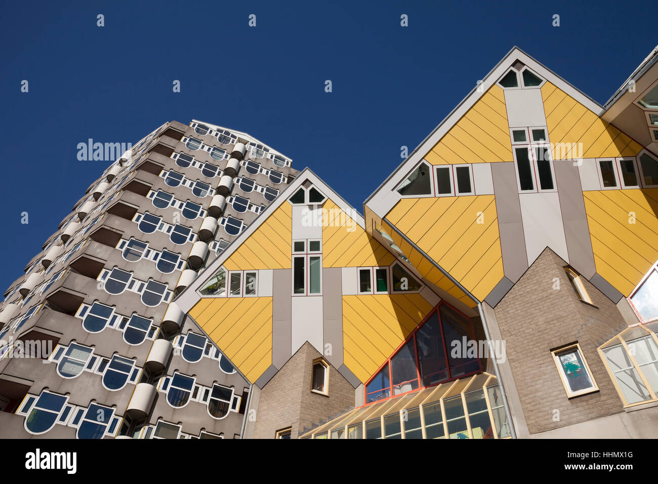 Cubic house Banque de photographies et d’images à haute résolution - Alamy