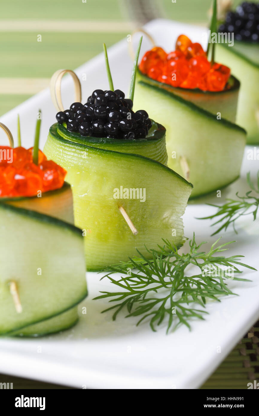 Concombre noir Banque de photographies et d’images à haute résolution ...