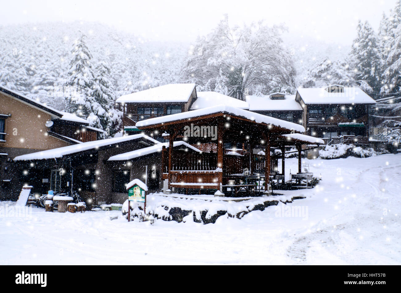 Il neige Banque de photographies et d’images à haute résolution - Alamy