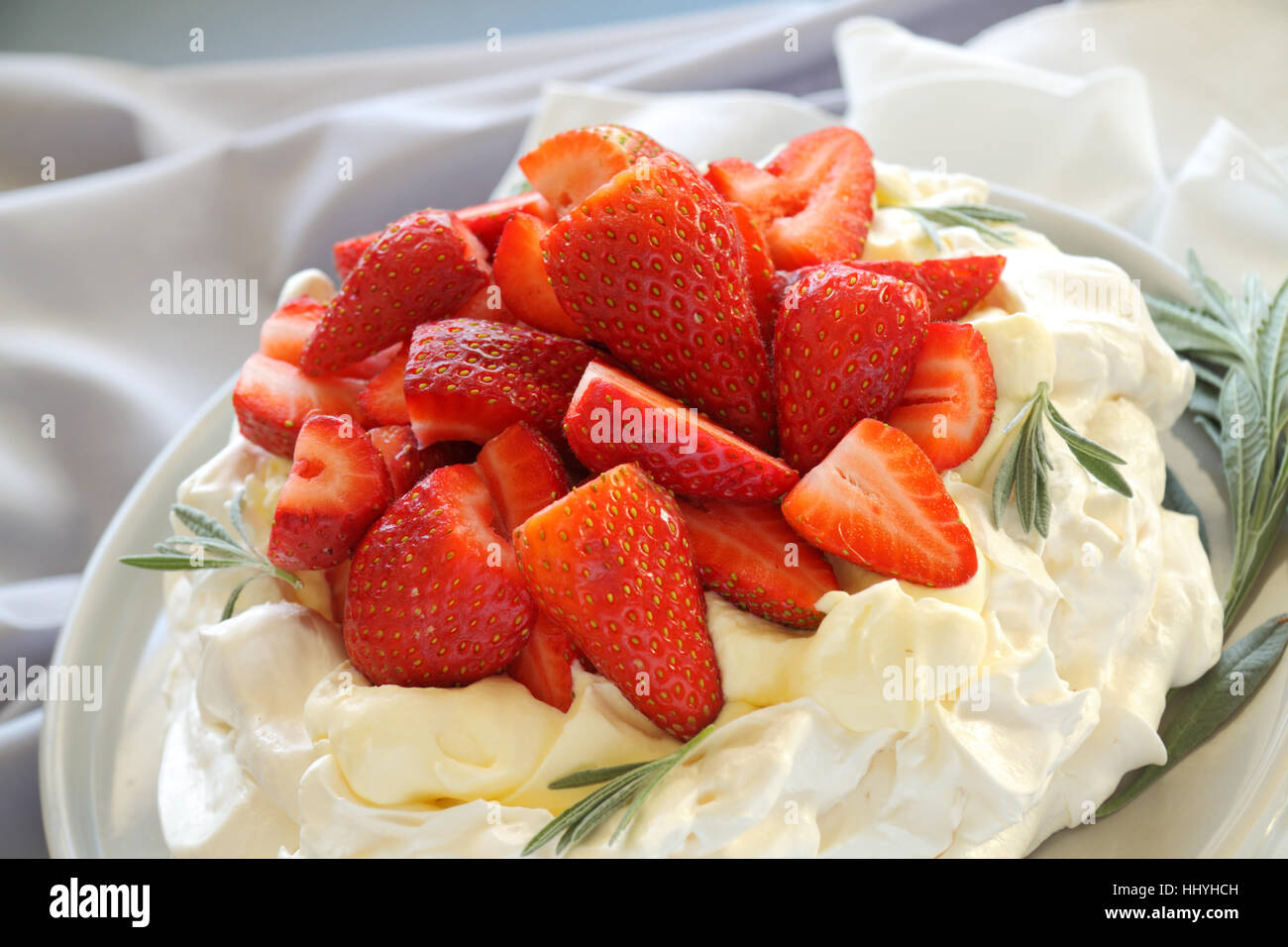 Des fruits, des gâteaux, tartes, gâteaux, fraise, meringue, dessert ...