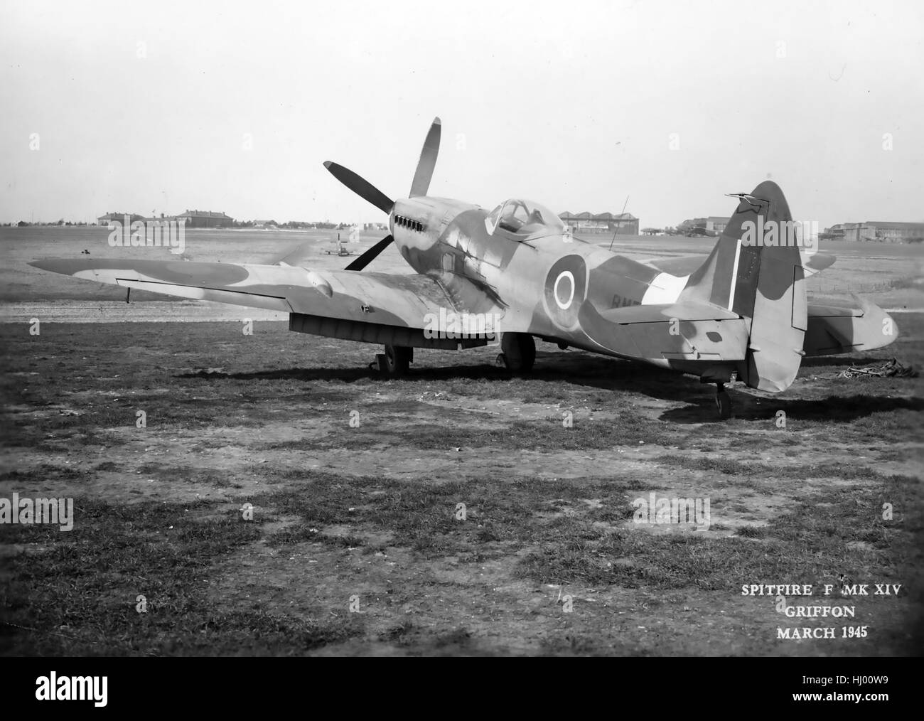 Spitfire mk xiv Banque de photographies et d’images à haute résolution ...
