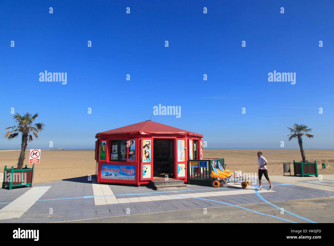Plage à gravelines Banque de photographies et d’images à haute ...