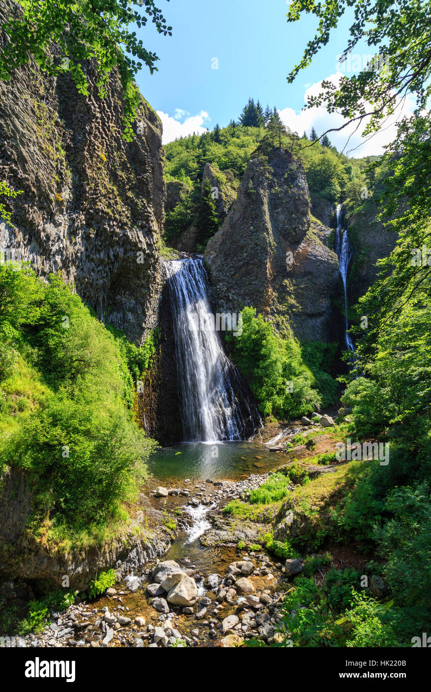 Ray Pic cascade, Pereyres, parc naturel régional des Monts d'Ardèche ...