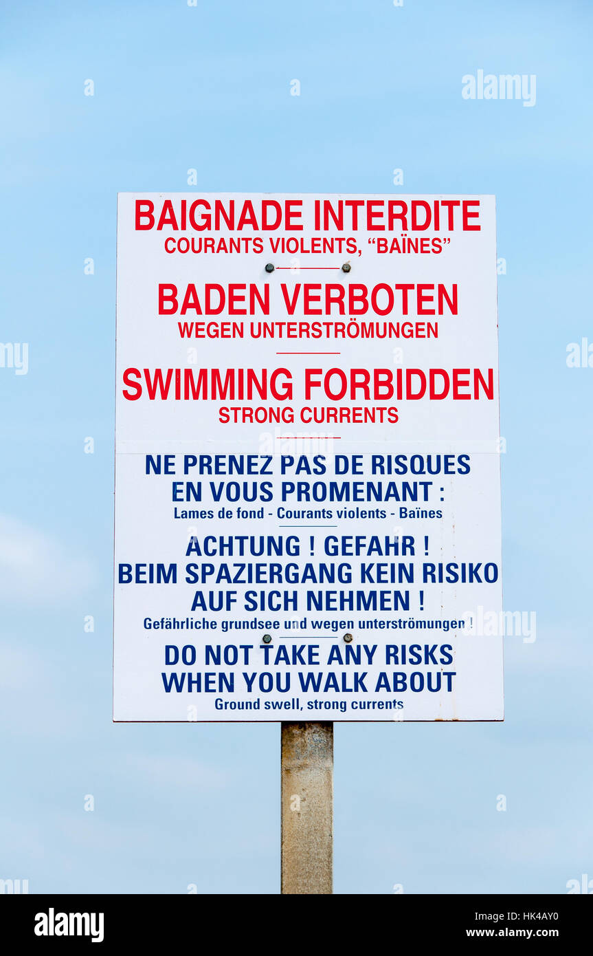Panneau d'interdiction : baignade interdite Photo Stock - Alamy