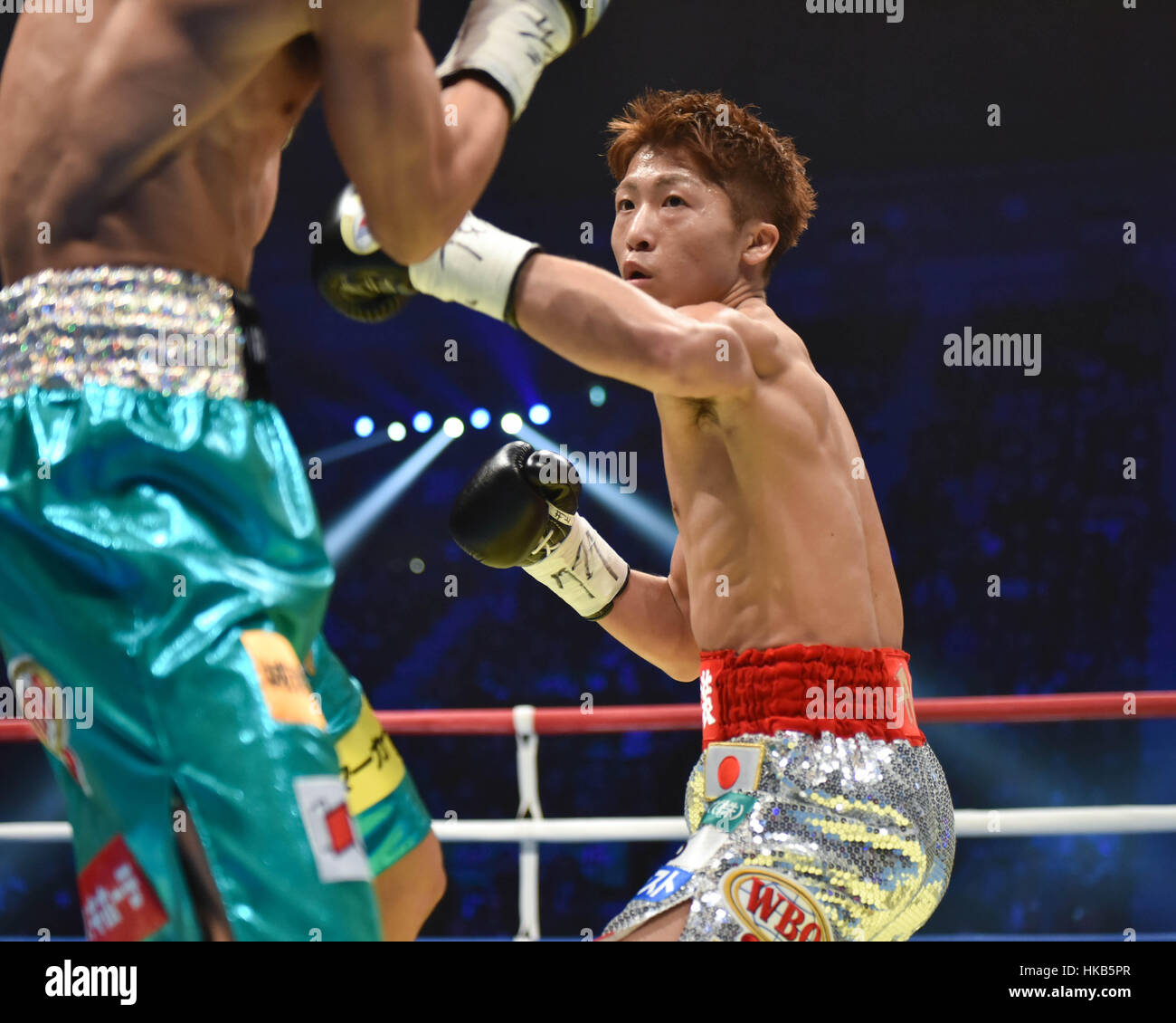 Tokyo, Japon. Déc 30, 2016. Naoya Inoue du Japon en action contre Kohei ...