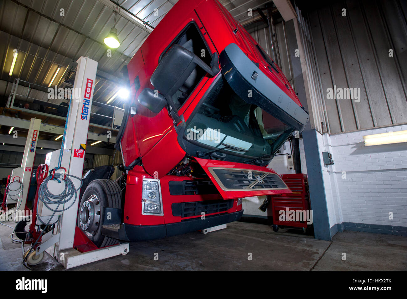 Camion volvo fm Banque de photographies et d’images à haute résolution ...