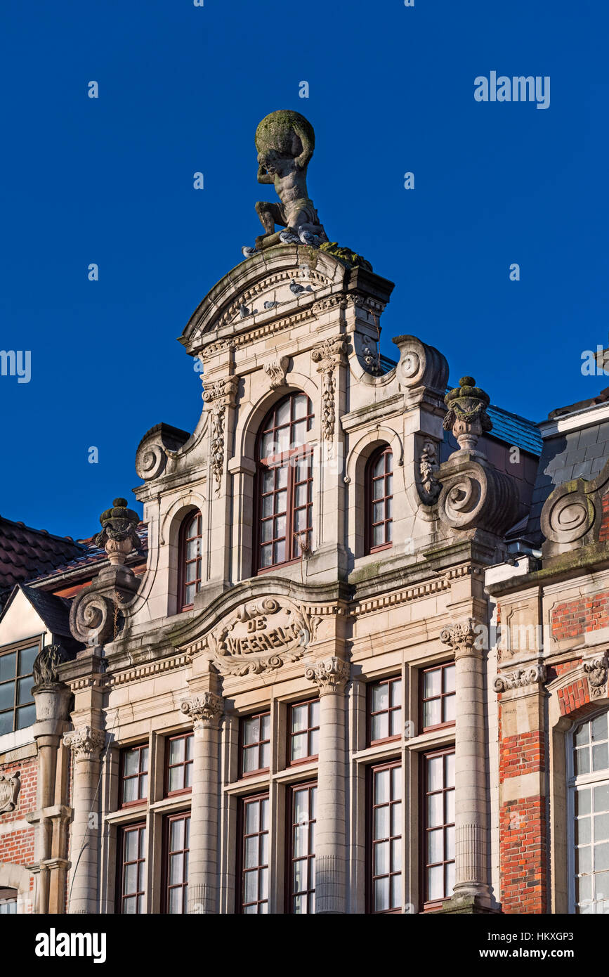 Oude markt leuven Banque de photographies et d’images à haute ...