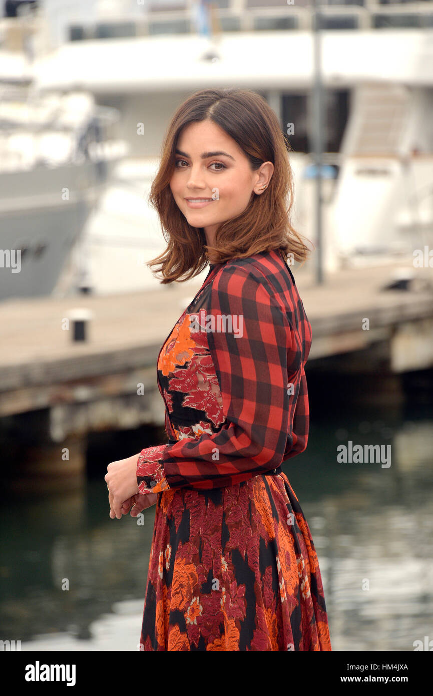 Jenna coleman acteur Banque de photographies et d’images à haute ...