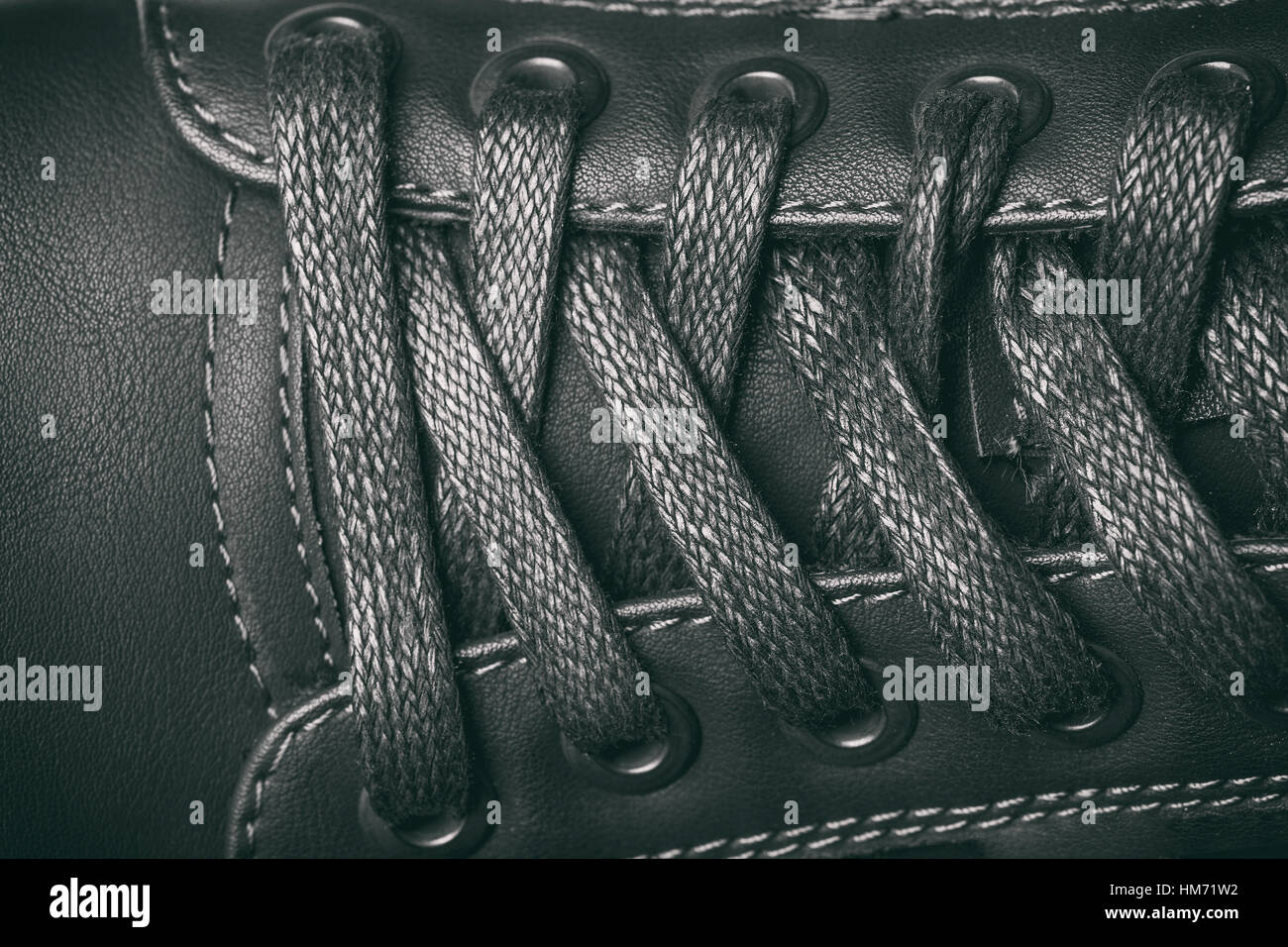 Laced boots Banque de photographies et d’images à haute résolution - Alamy