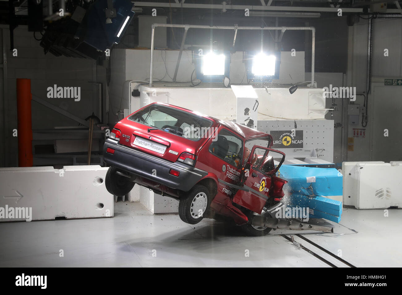Crash test thatcham recherche Banque de photographies et d’images à ...
