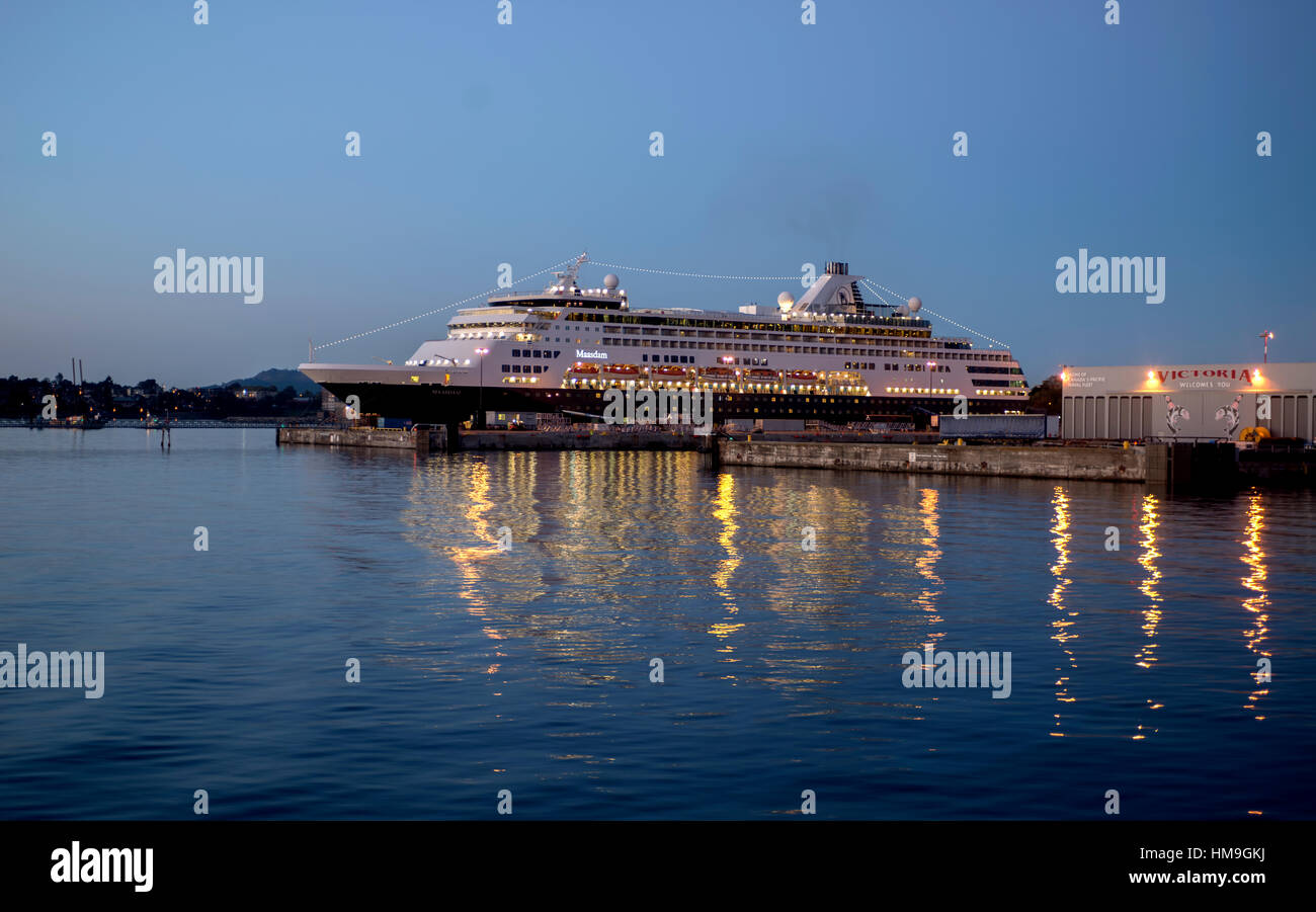 Bateau de croisière américain Holland Maasdam - beau bateau de ...