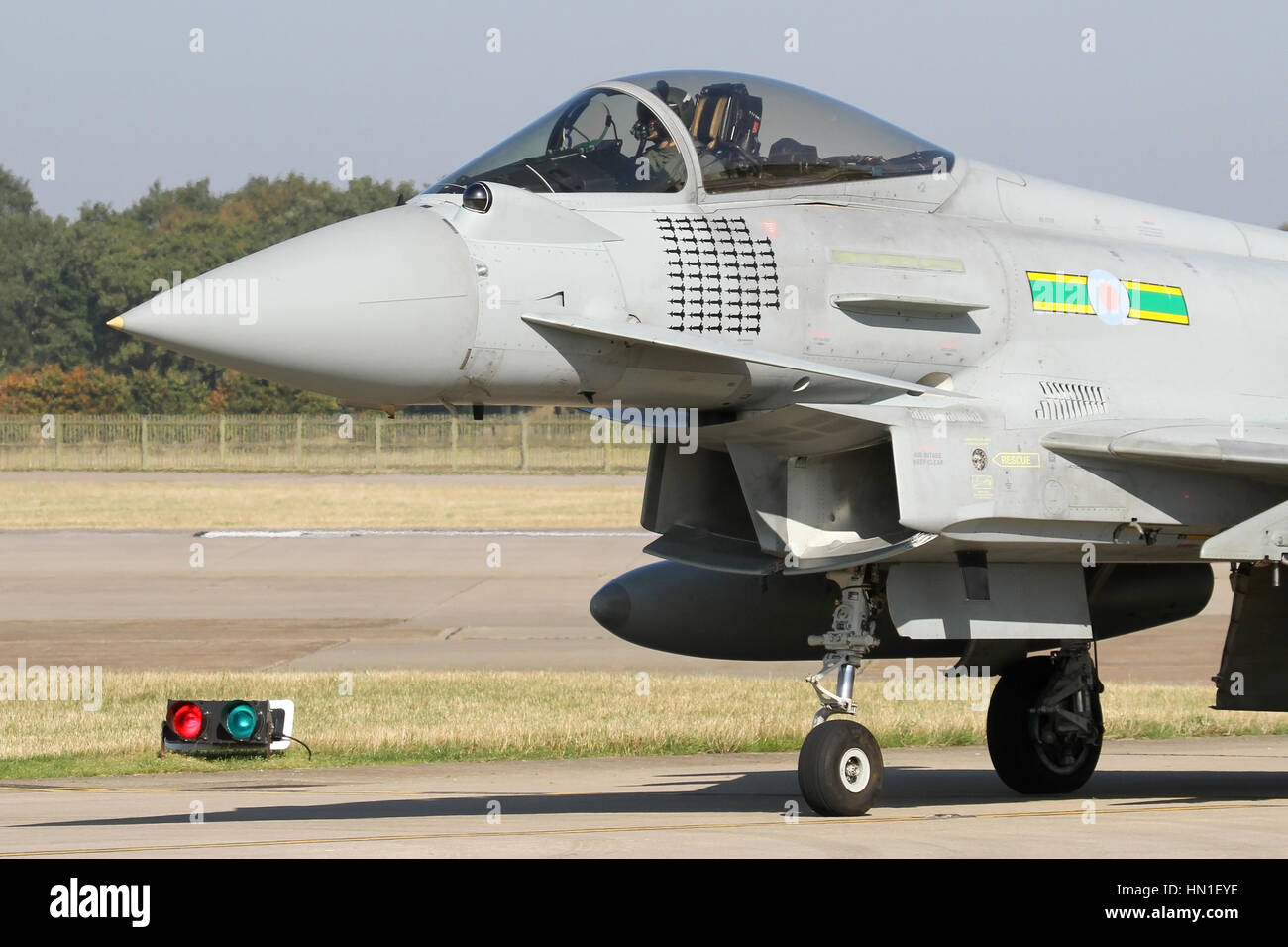 Raf eurofighter typhoon nose cockpit Banque de photographies et d ...
