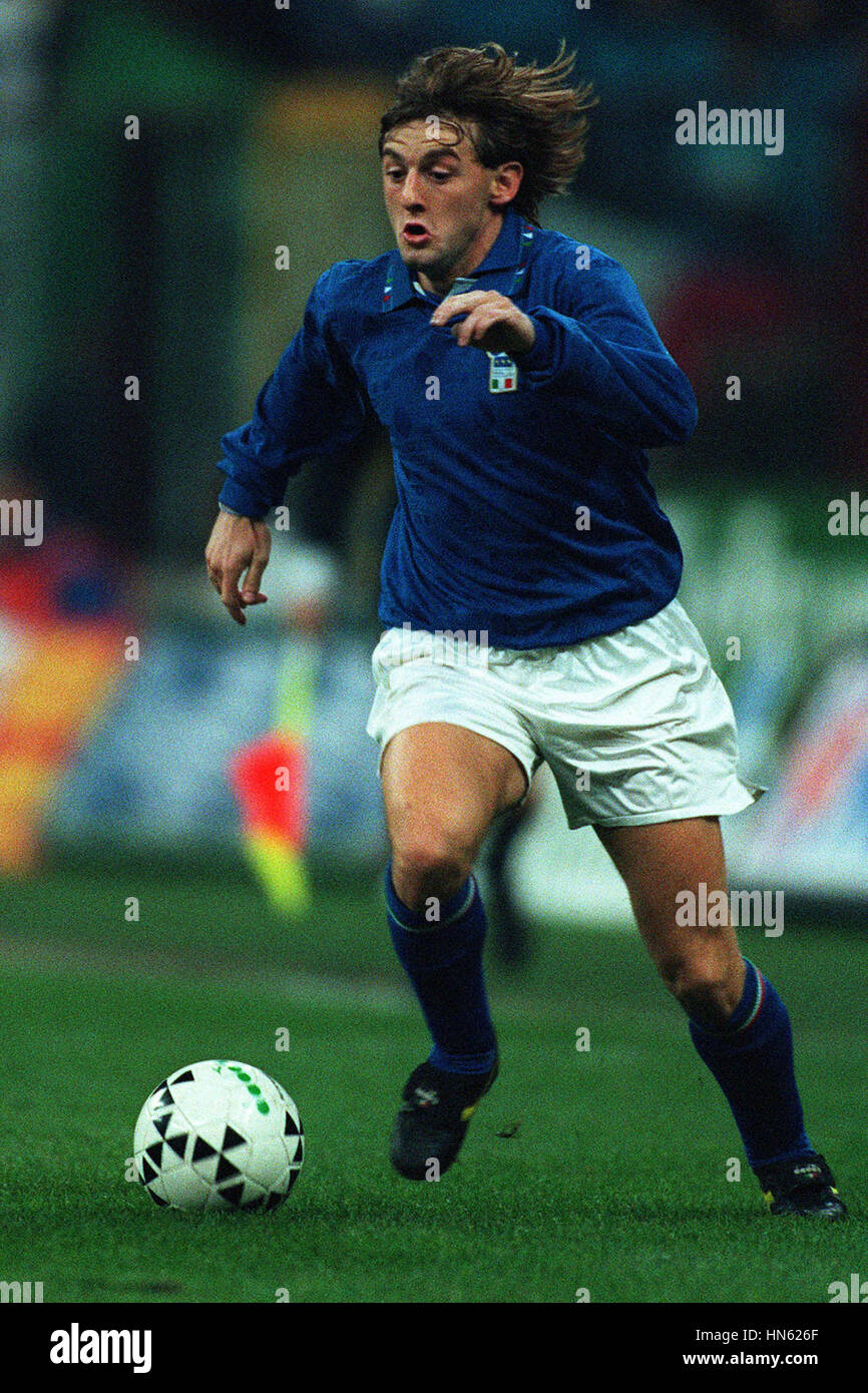 Giuseppe signori lazio Banque de photographies et d’images à haute ...