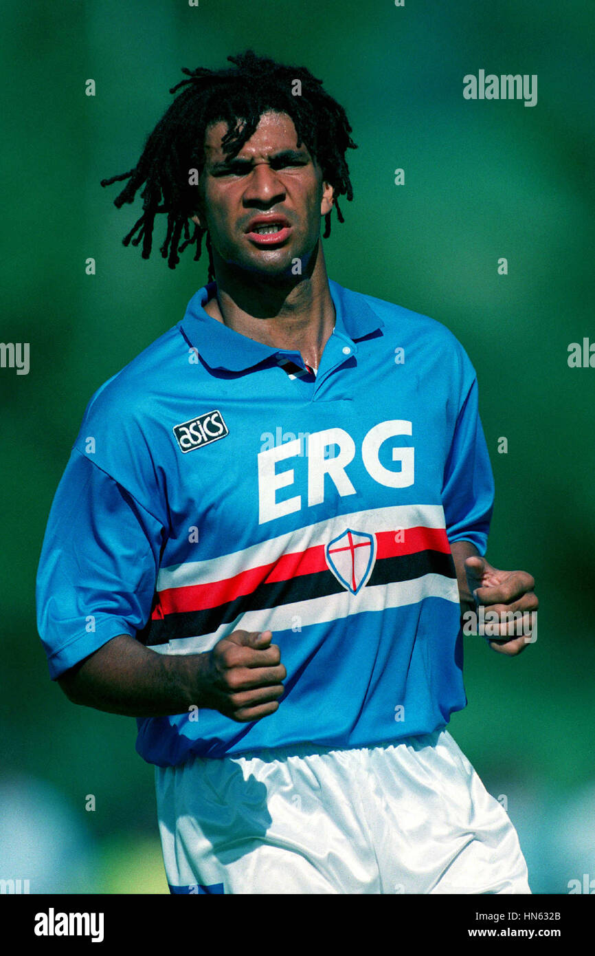 Ruud gullit football Banque de photographies et d’images à haute ...