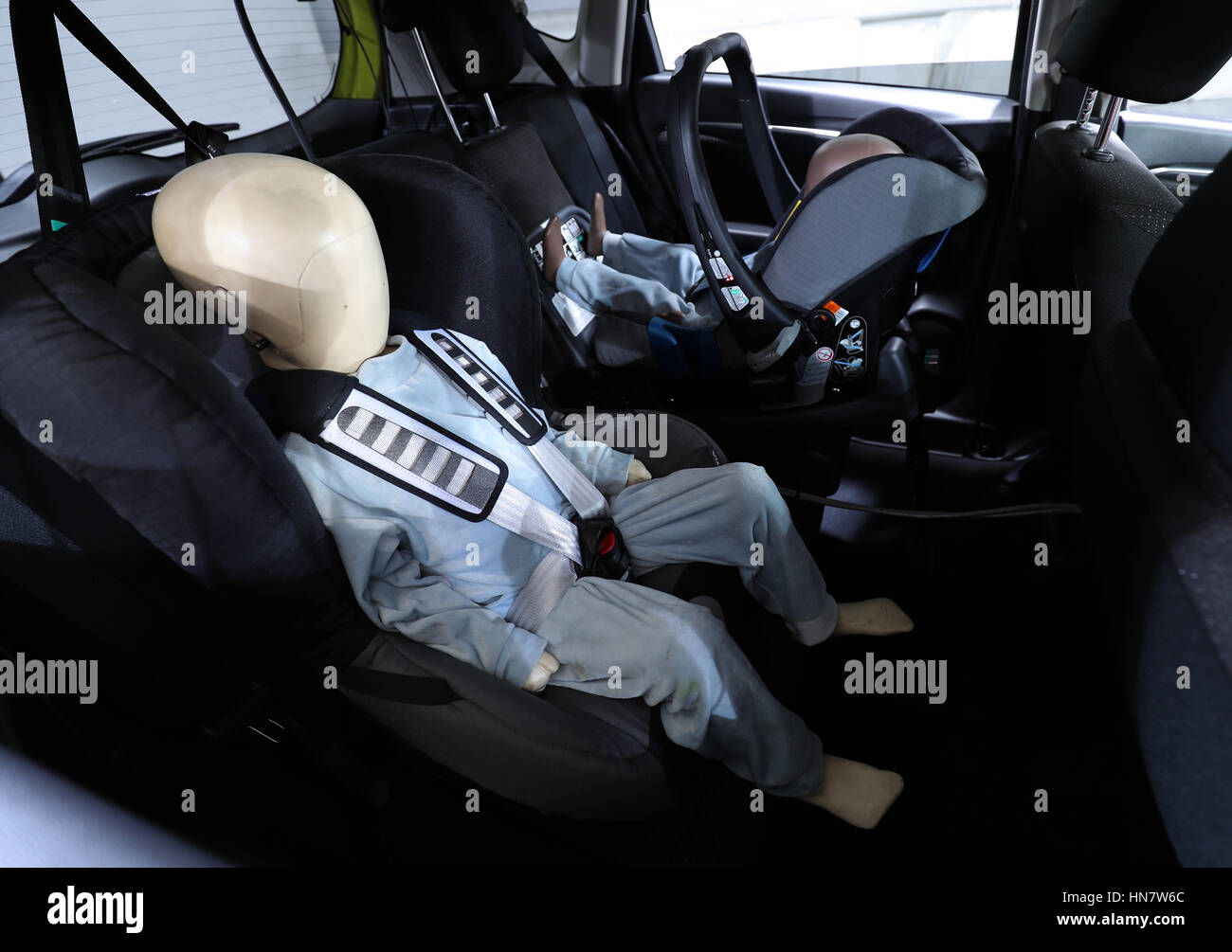 Crash test thatcham recherche Banque de photographies et d’images à ...