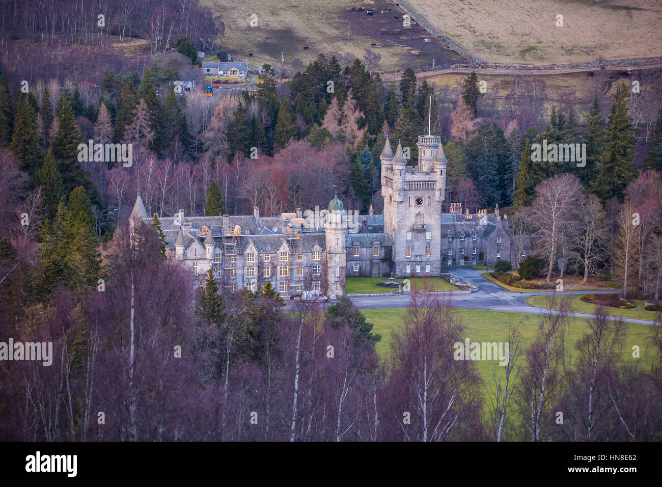Balmoral castle queen elizabeth Banque de photographies et d’images à ...