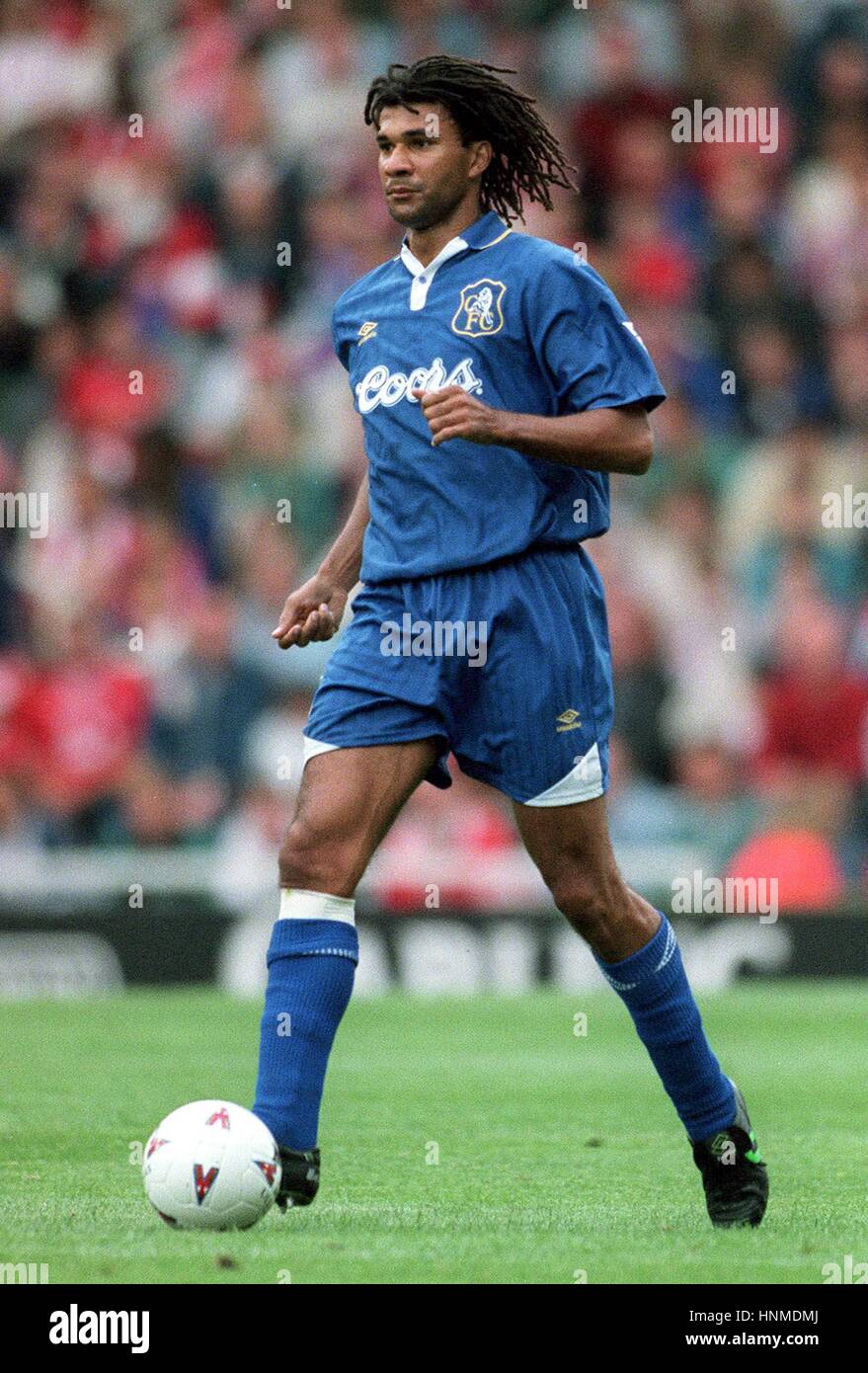 Chelsea gullit Banque de photographies et d’images à haute résolution ...