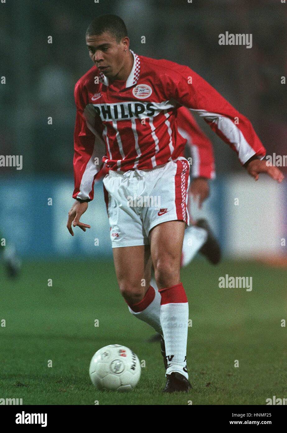 Psv eindhoven 1995 Banque de photographies et d’images à haute ...