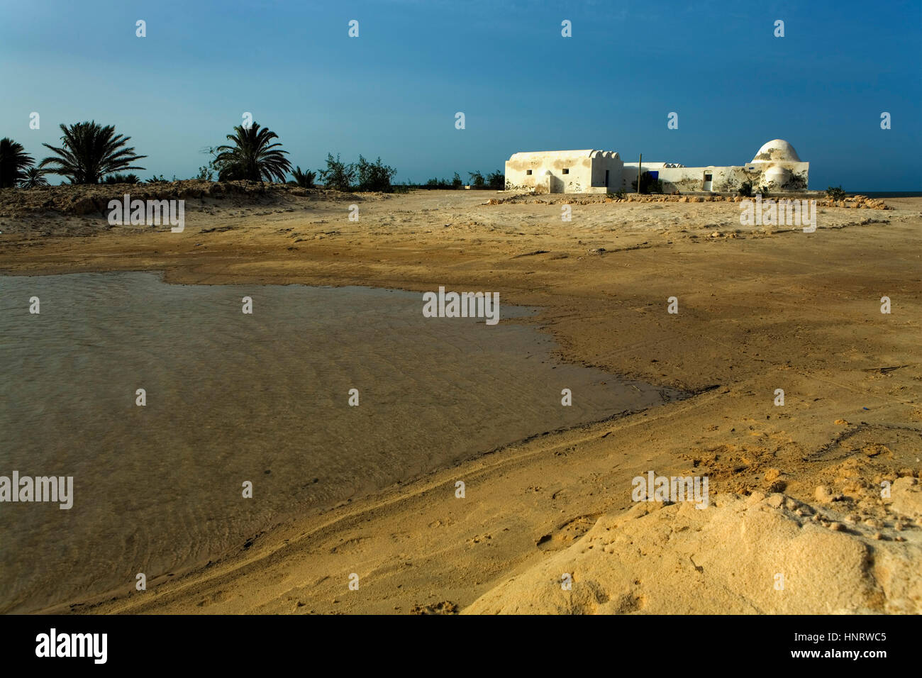 Tunisia djerba mosque religion Banque de photographies et d’images à ...