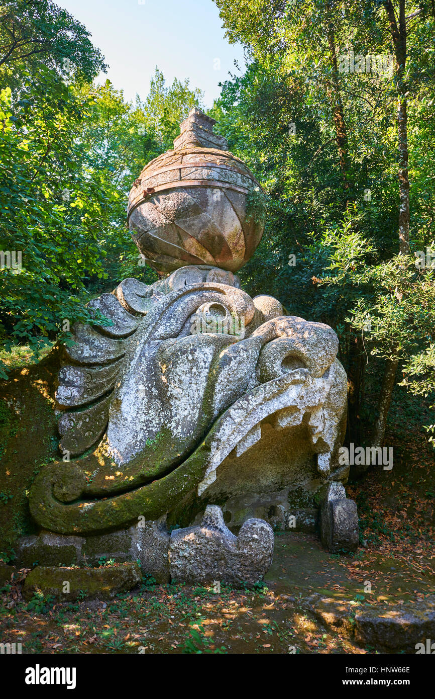 Statue de la tête de Proteus, fils de Neptune, c. 1513-84, le Parc des ...