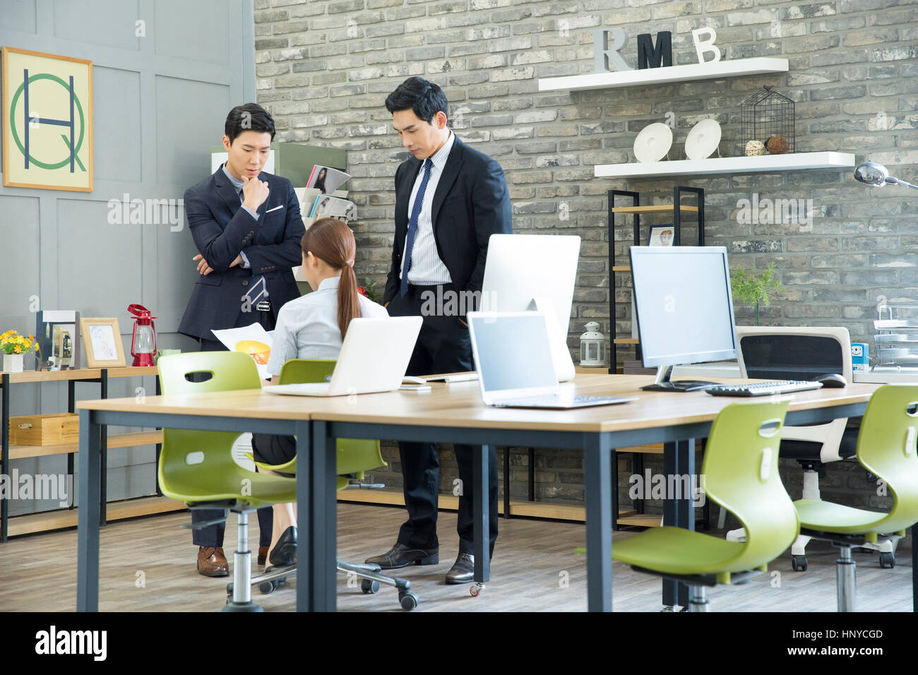 Travailler sur votre entreprise pas dans votre entreprise Banque de ...