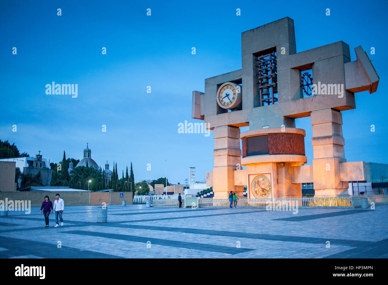 L'Carrillón, image en forme de croix symbolisant le cosmos et appelé à ...