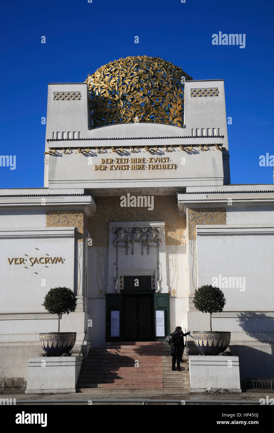 Viennese secession Banque de photographies et d’images à haute ...