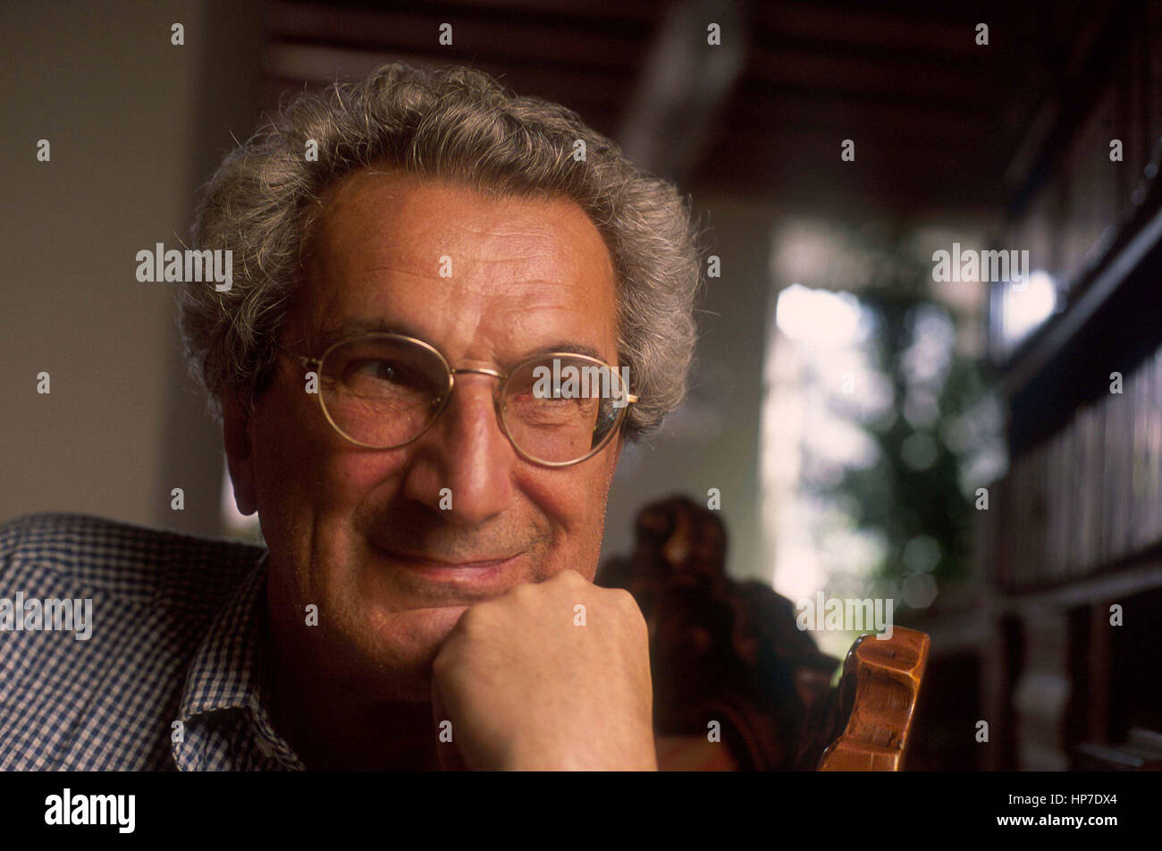 Toni negri Banque de photographies et d’images à haute résolution - Alamy