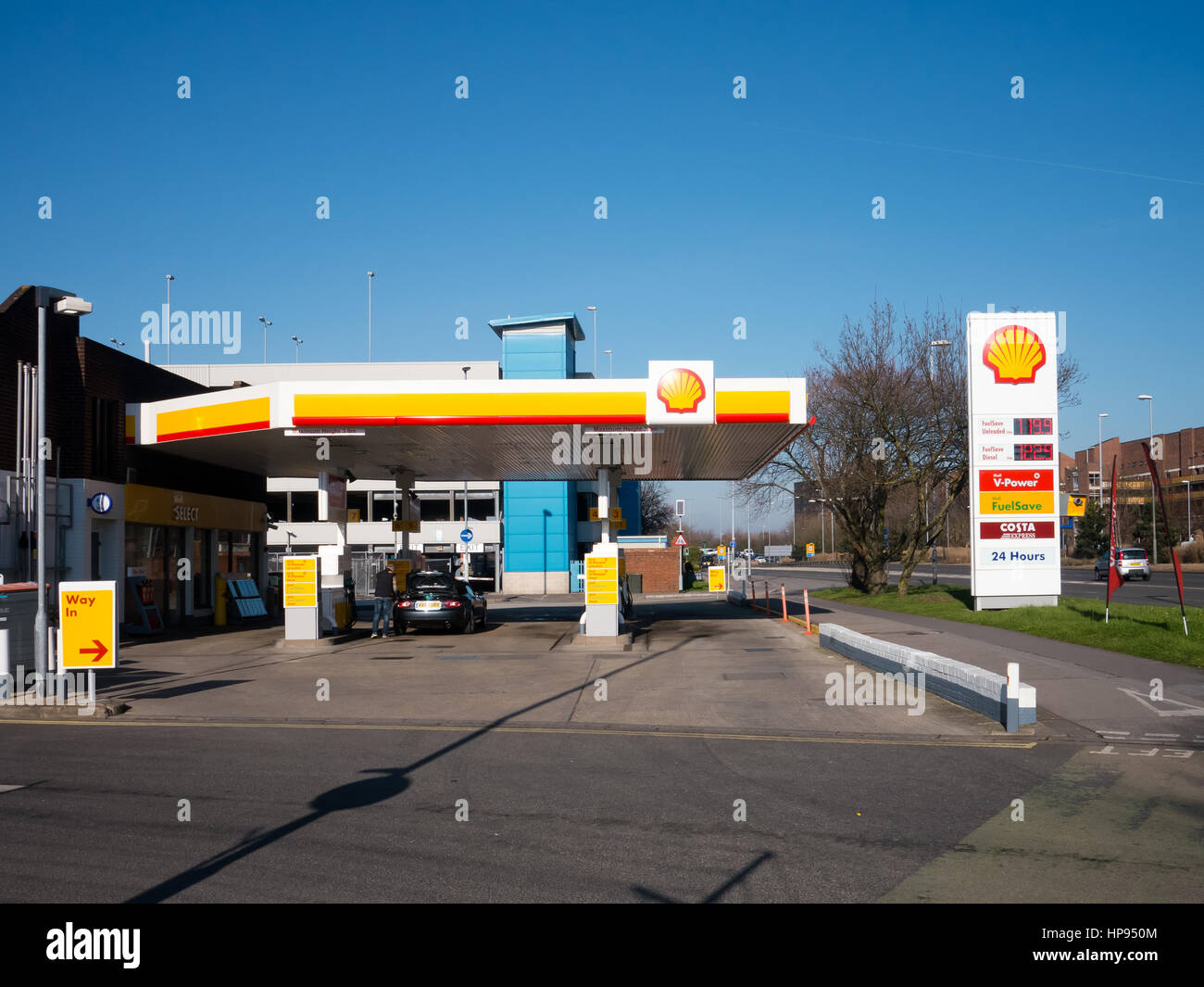 Shell gas petrol service station Banque de photographies et d’images à ...