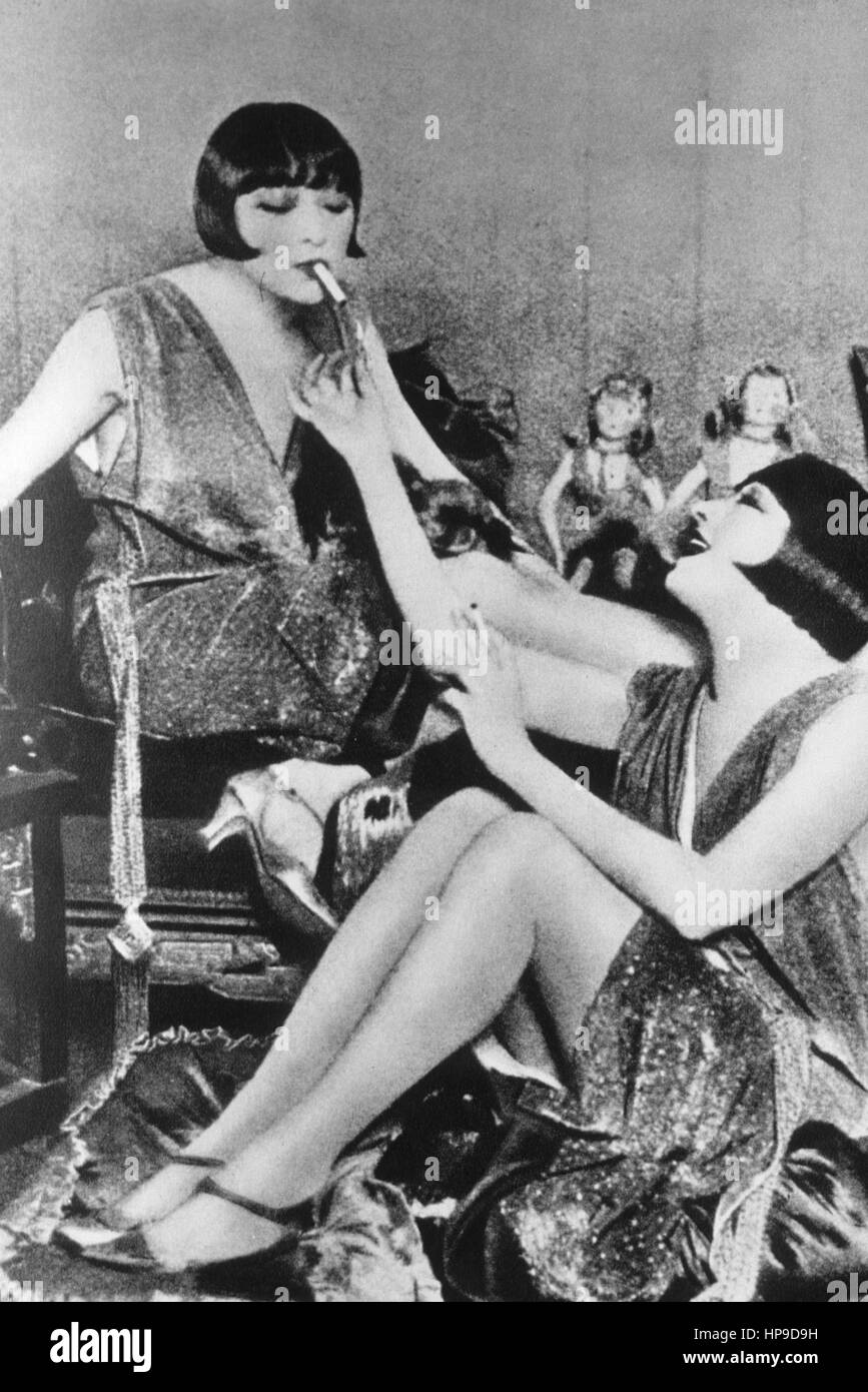 Jeanne mammen Banque de photographies et d’images à haute résolution ...