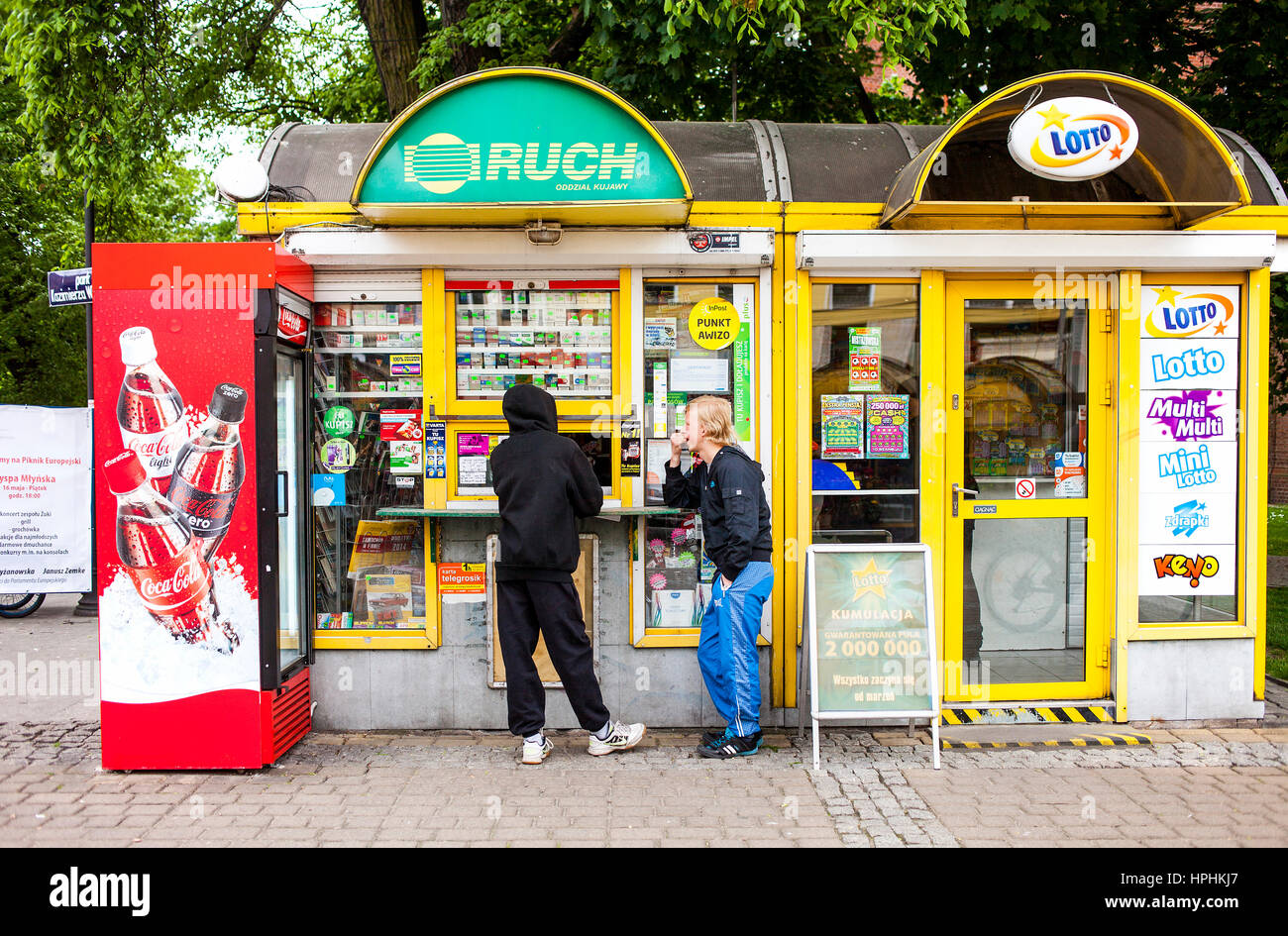 Kiosque Publicitaire Publicitaire Banque d'image et photos - Alamy