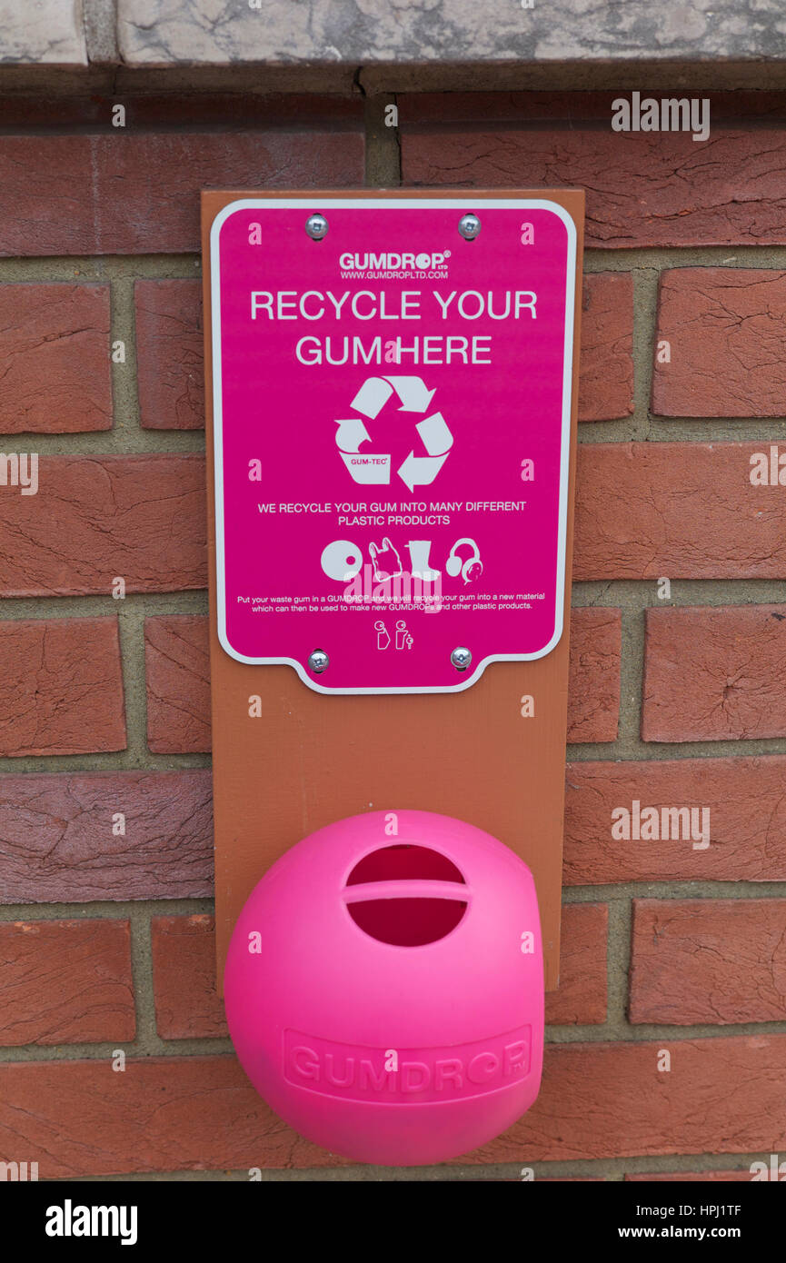 Chewing Gum Recycling Banque d'image et photos - Alamy