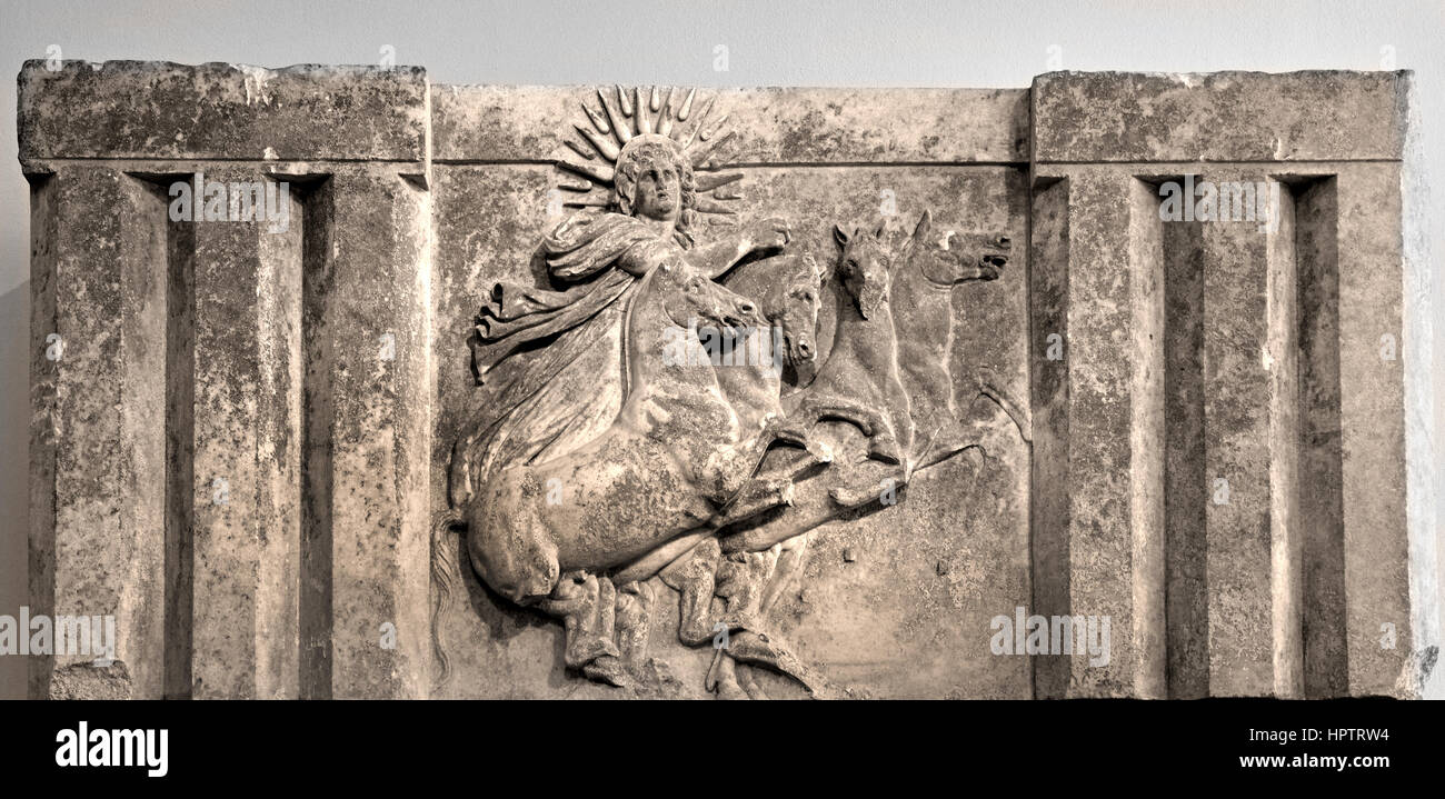 Dieu soleil helios Banque de photographies et d’images à haute ...