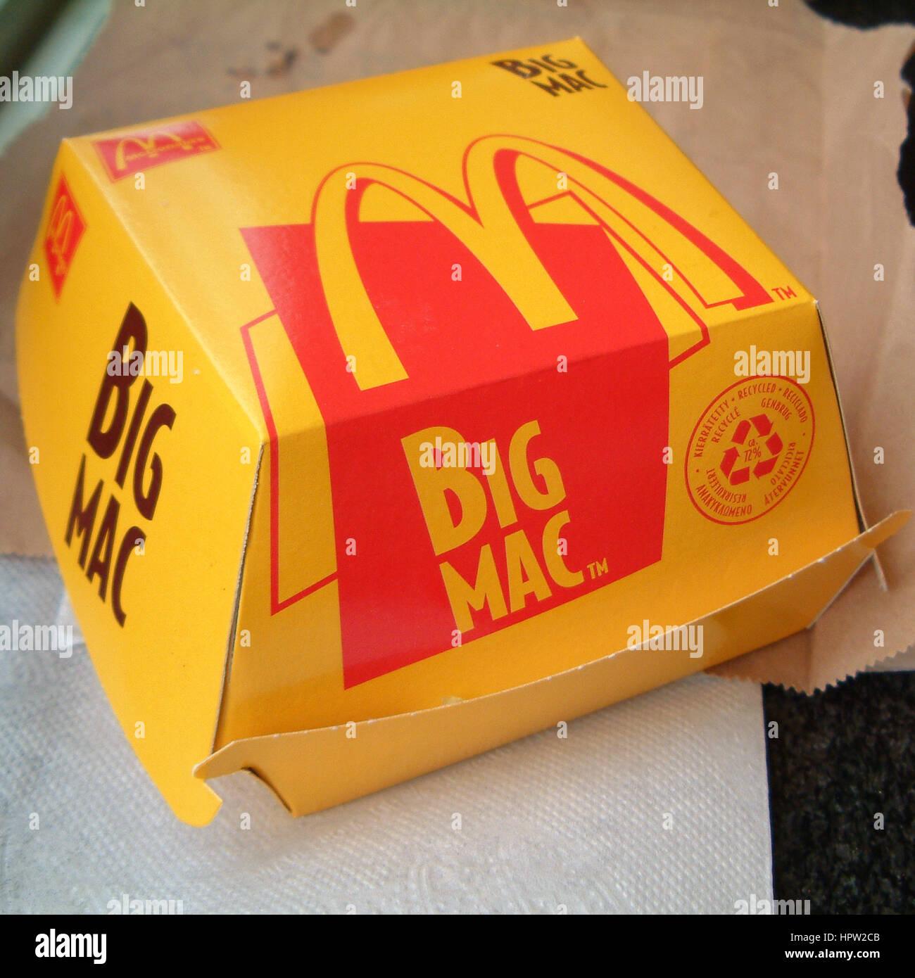 Mcdonald's big mac box Banque de photographies et d’images à haute résolution - Alamy