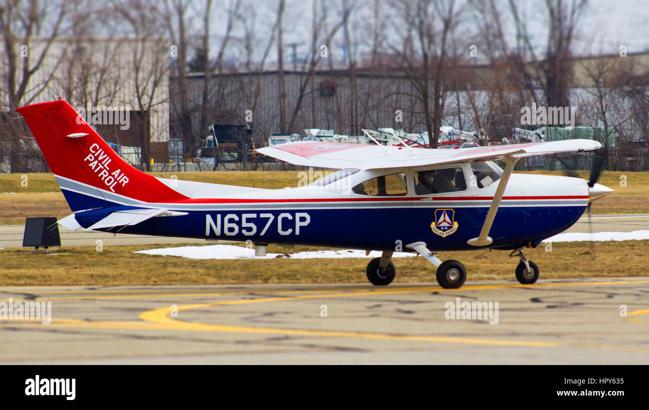 Avion civil Banque de photographies et d’images à haute résolution - Alamy