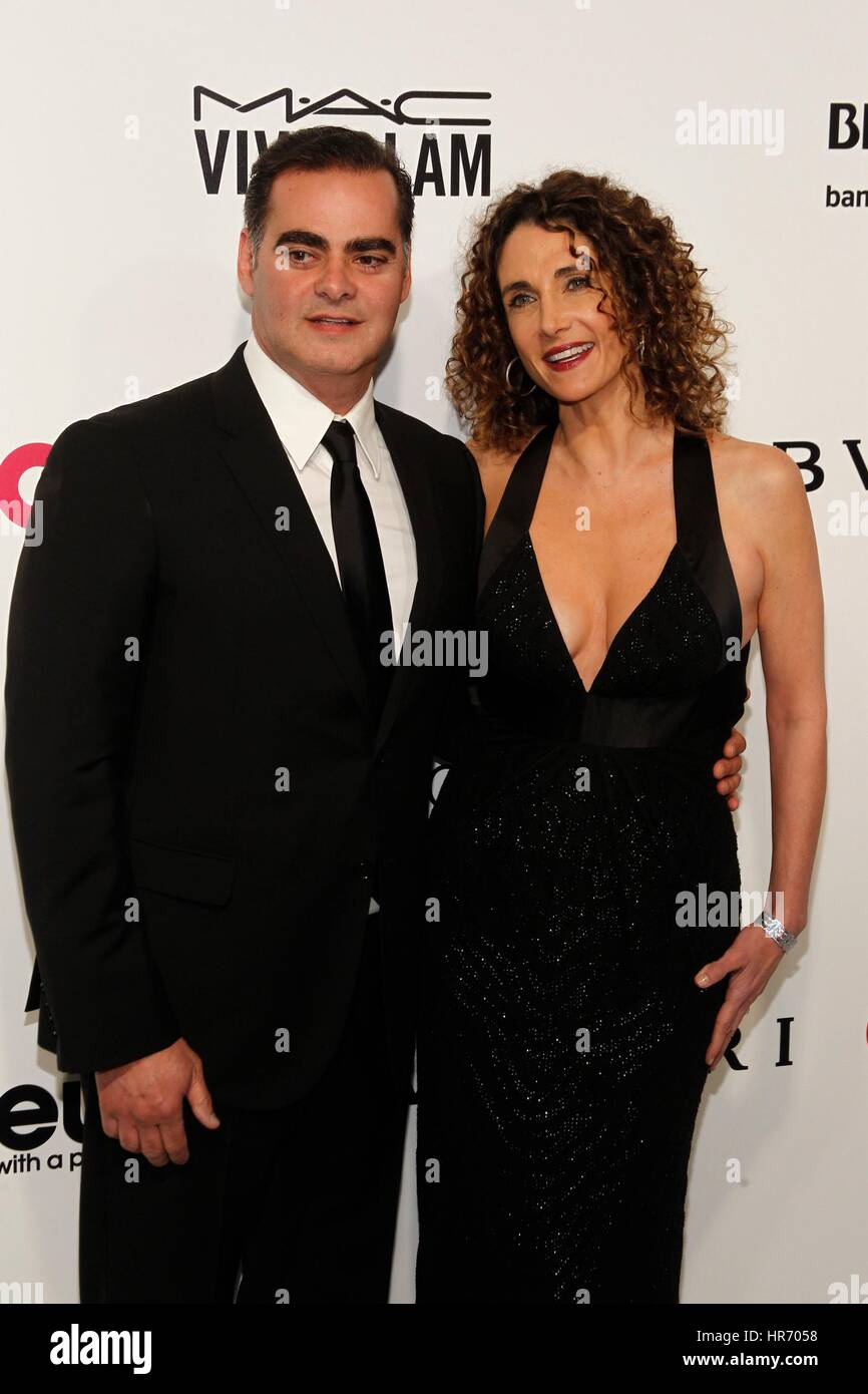 Melina kanakaredes peter constantinides arrivals Banque de ...