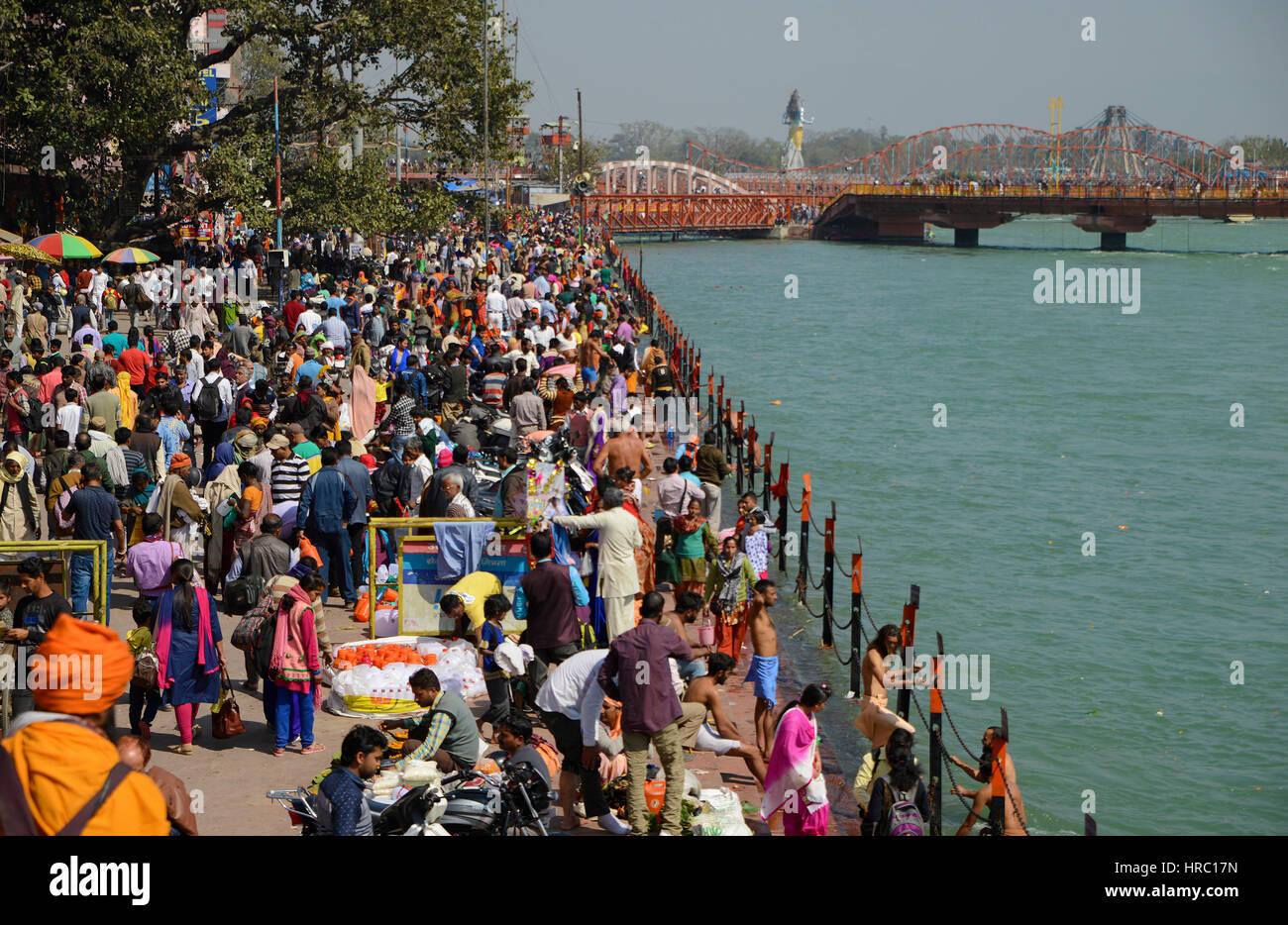Bain rituel Banque de photographies et d’images à haute résolution - Alamy