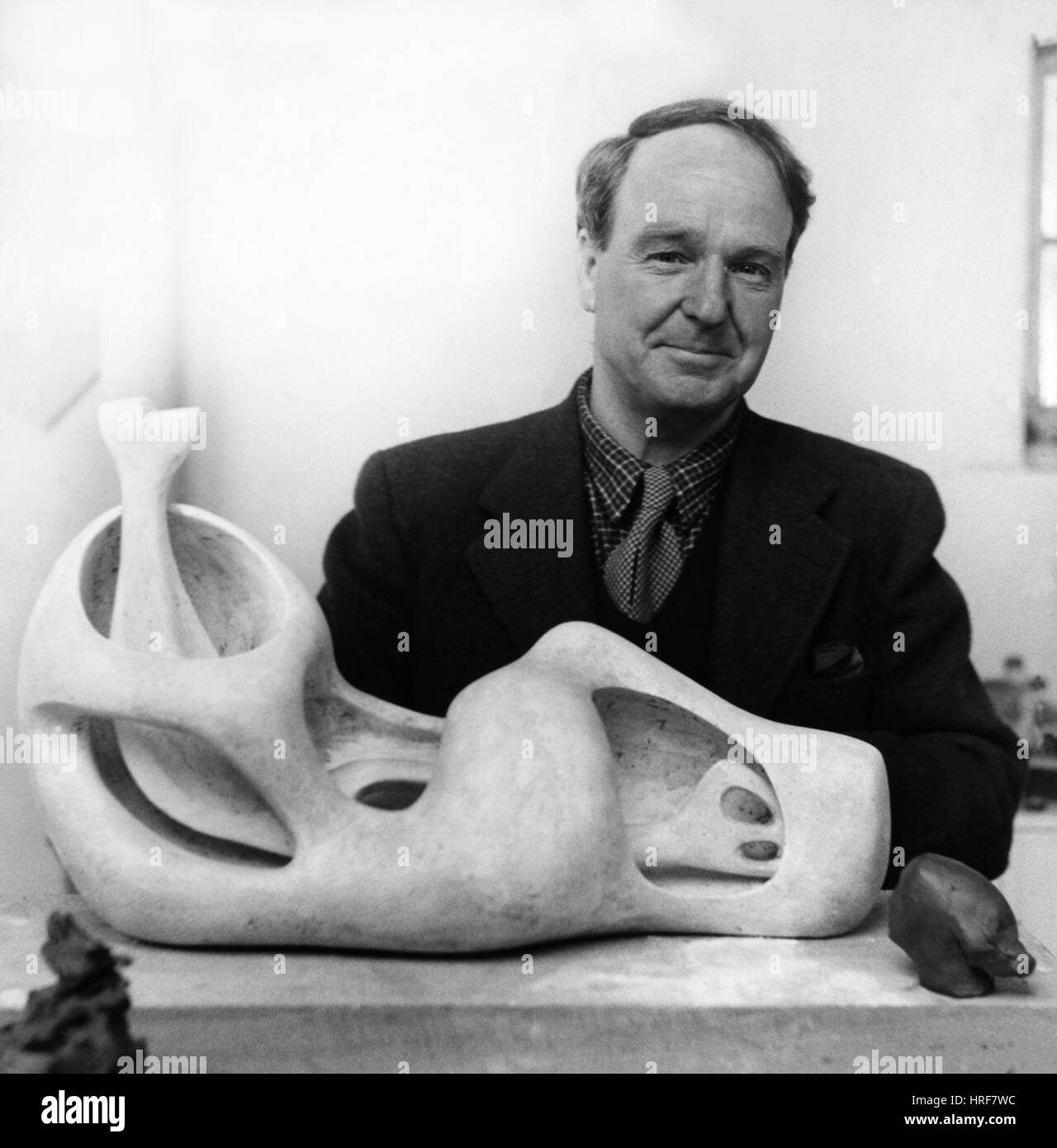 Par henry moore Banque de photographies et d’images à haute résolution ...