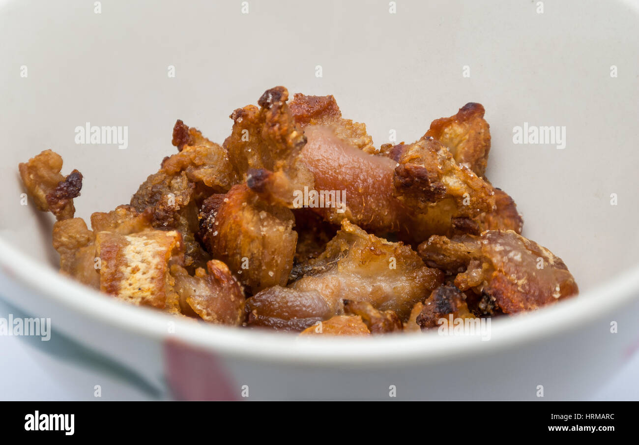 Couenne de porc croustillante Banque de photographies et d’images à ...