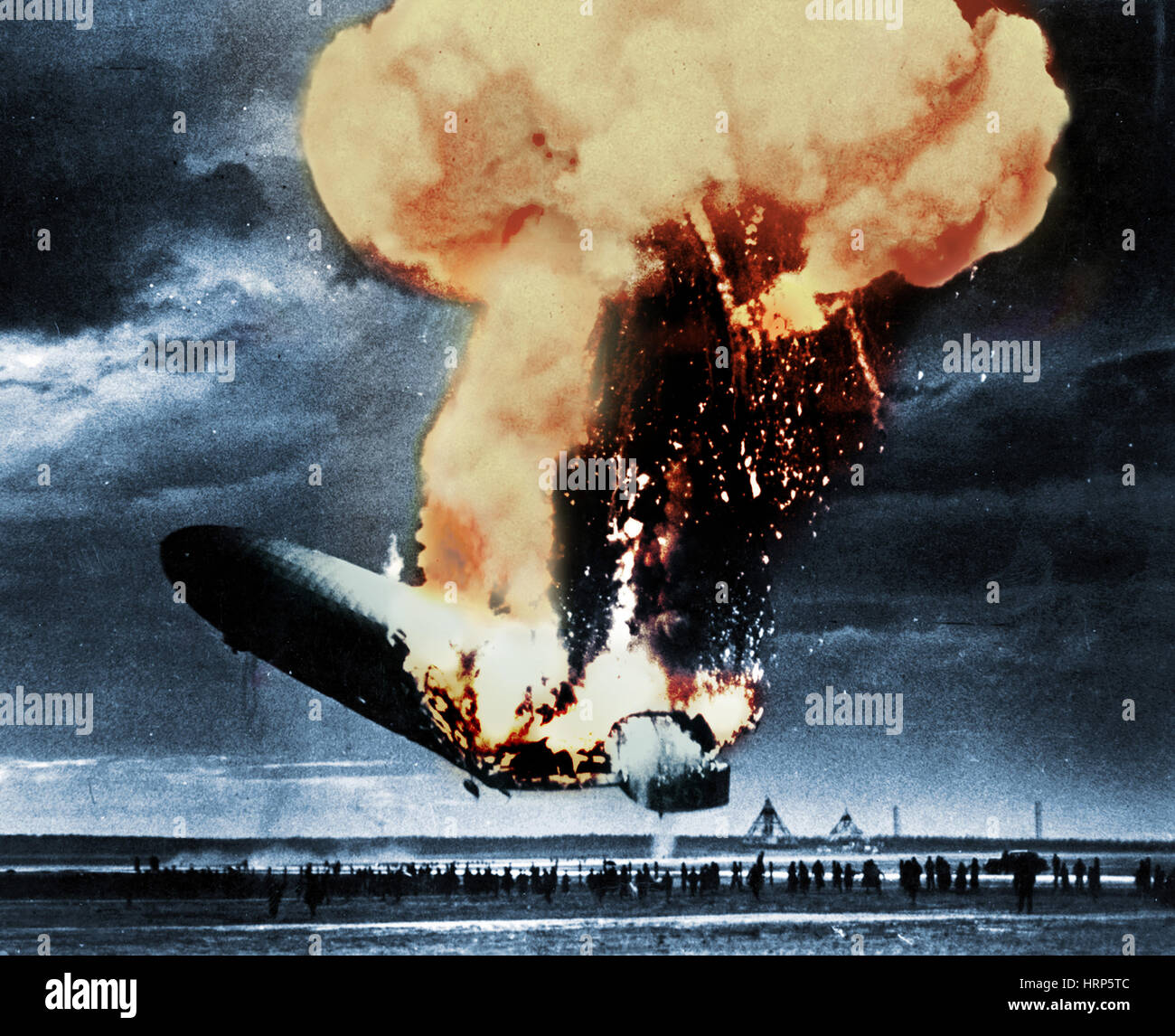 Hindenburg disaster Banque de photographies et d’images à haute ...